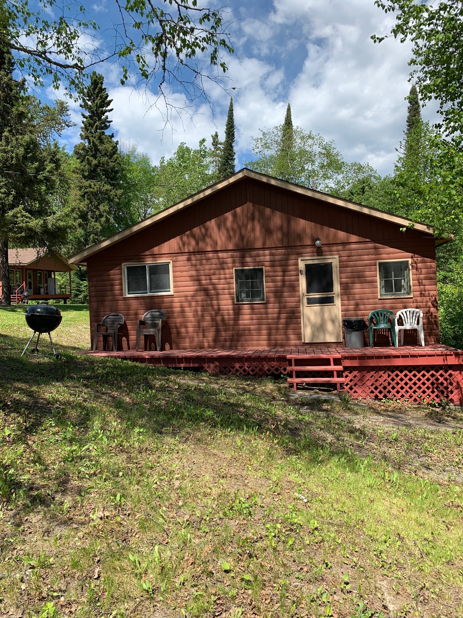 Accommodations | Housekeeping, Outposts | Scout Lake Resort